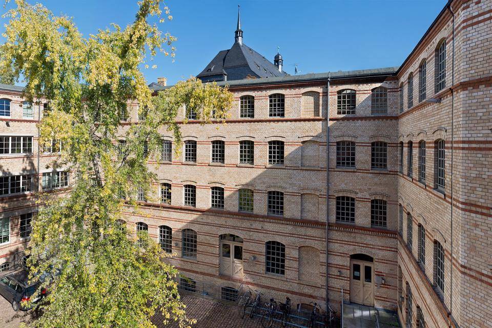 IWH Doctoral Programme in Economics (IWH-DPE) Call for Applications ...